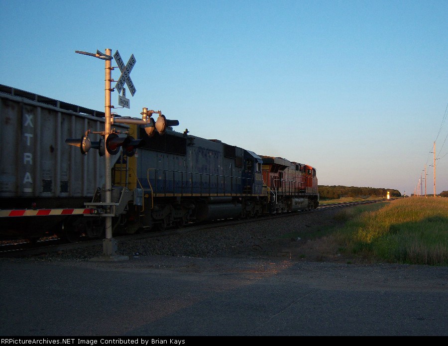 BNSF 7760 & CSX 8582
